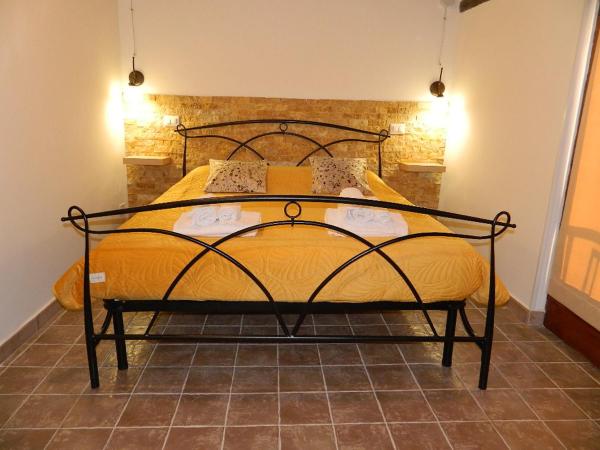 Suite Matrimoniale Sofia Con Bagno Privato - Bolsena