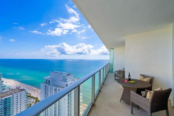 Zen 2-bedroom Ocean View At Lyfe Resort - Hollywood, FL