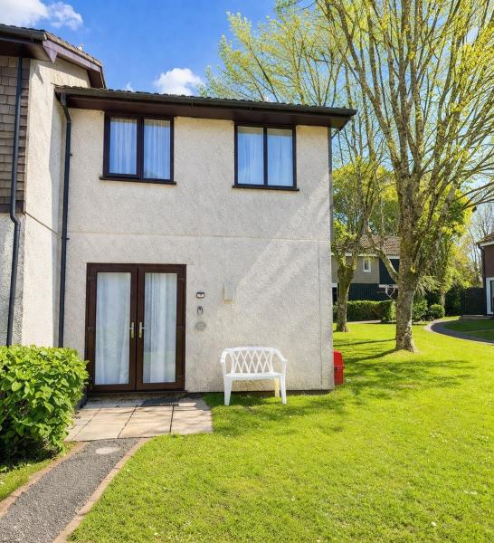 Sunny Coastal Stay Near Hayle & St Ives - Troon