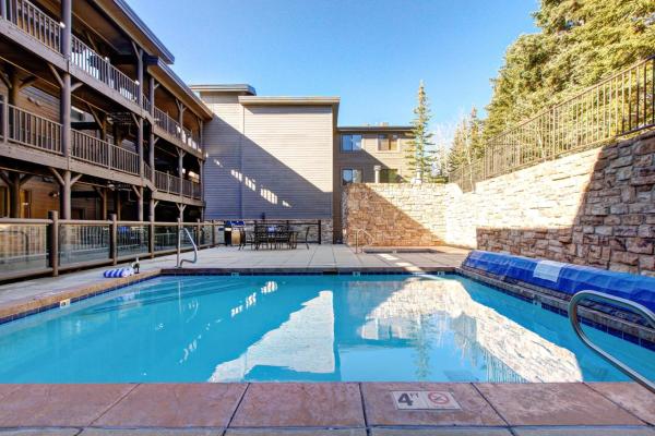 Walk To Ski Slopes Pool Hot Tub Bbl-351a By Kbm - Park City