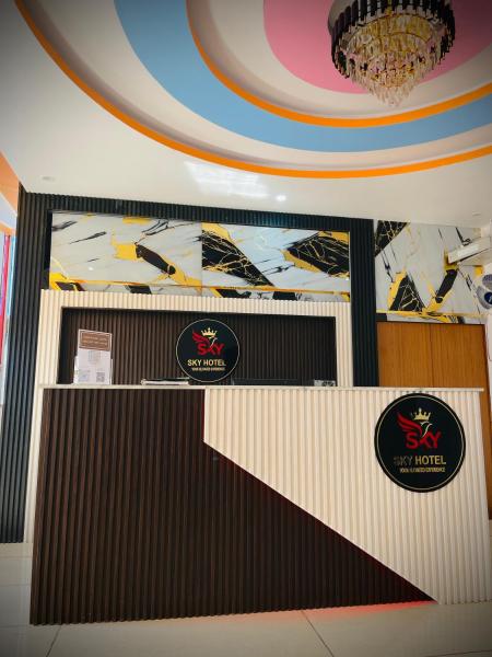 Sky Hotel - Lucknow