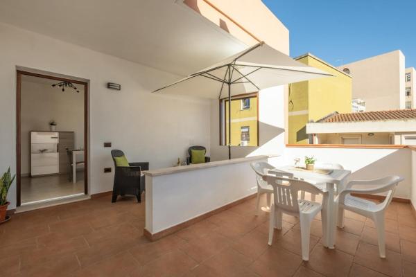 Sunset Lounge Stay - Spiaggia Del Poetto 5min & Terrazza - Quartu Sant'Elena