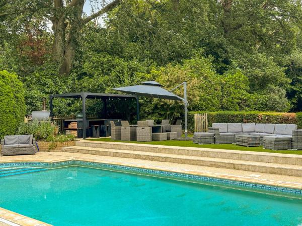 The Pool House - Hertfordshire