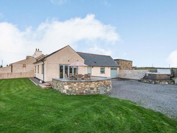 Stack View Cottage - Holyhead
