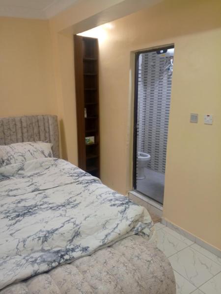 1 Bedroom Apartment In Surulere - Lagos, Nigeria