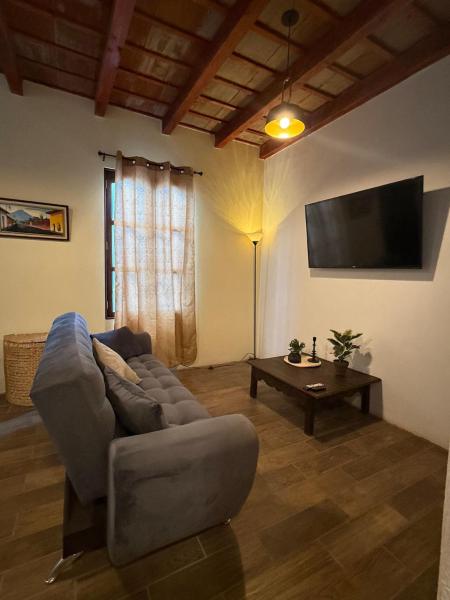 Brand New Quiet Home In Residential Antigua - El Tejar