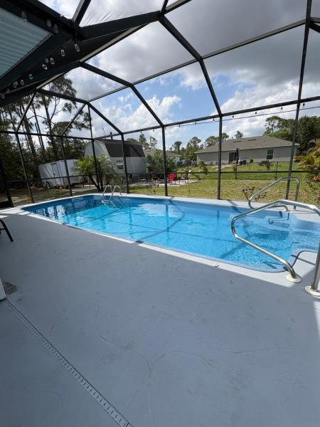 Tranquil 3 Bedroom Ocean Vibes Retreat With Pool - Punta Gorda, FL