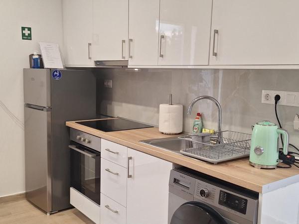 Zanna Beach Apt - Faliraki