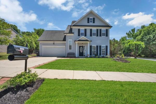 King Bed - Hot Tub - Fenced Yard - Near Carowinds - Lake Wylie, Fort Mill