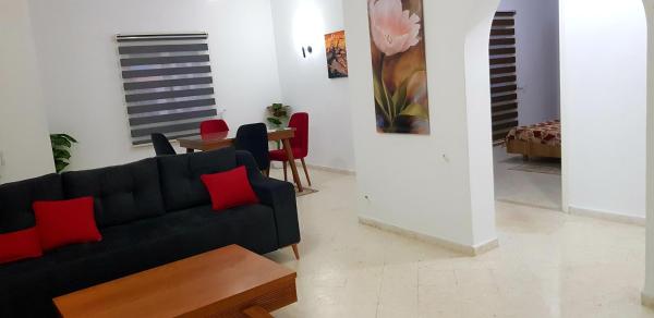 Très Bel Appartement Dans Agréable Résidence - Hammamet