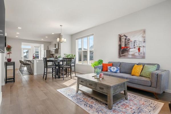 The Emerald - 3br With King Beds, Banff Pass, Ac - Calgary