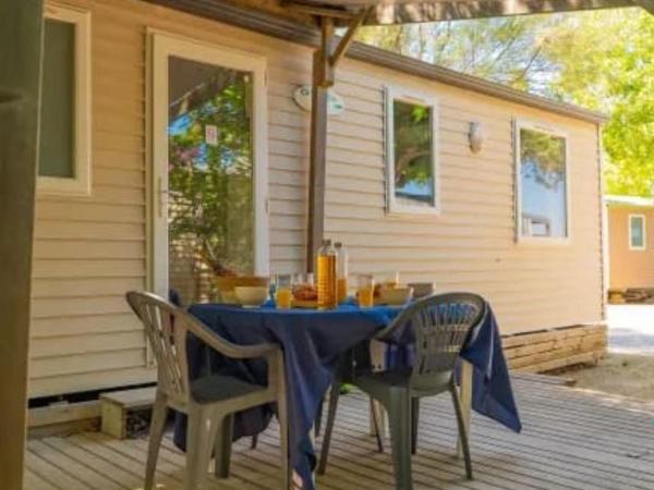 Mobil-home Avec Climatisation - 6 Pers. - Api-1-52-2767 - Sète