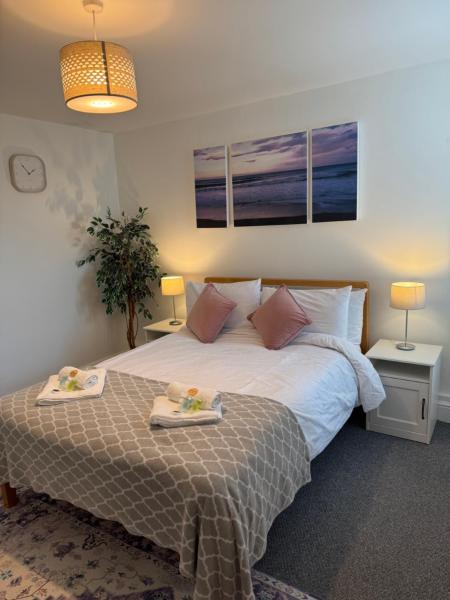 Southsea Deck I Located In The Heart Of Southsea With Parking - Gosport