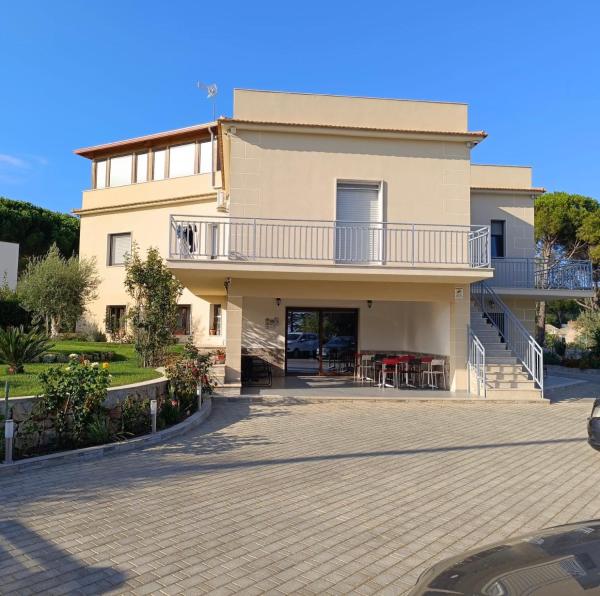 Cristian Rooms - Noto