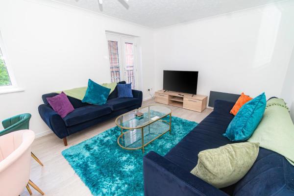 Spacious Cardiff Bay 2-bed Retreat Great Location - Barry