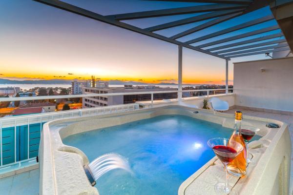 Sunset Penthouse Apartment With Jacuzzi And Seaview - Zadar
