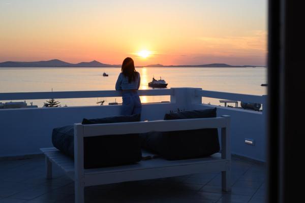 37 2 Heaven - Naxos