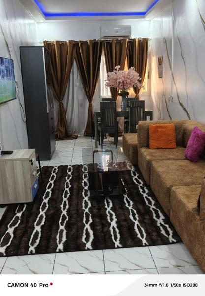 Appartement Meuble Esskale 2 -Abidjan Riviera Faya - Abidjan