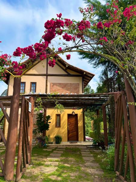 Chalé No Coração De Penedo - Pet Friendly - Penedo