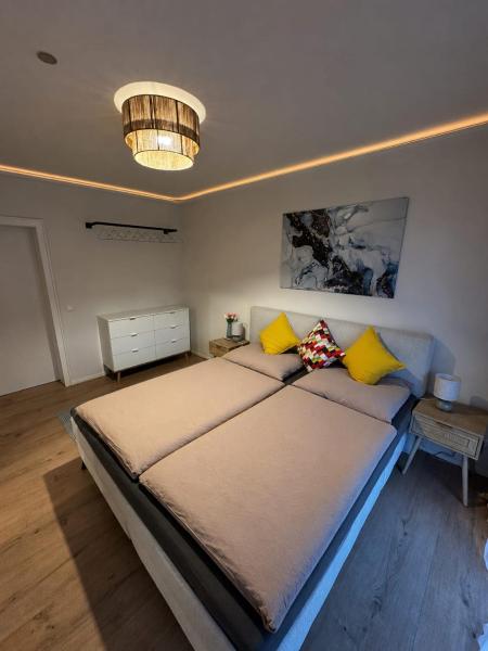 Ferienwohnung Holzapfel - Unkel