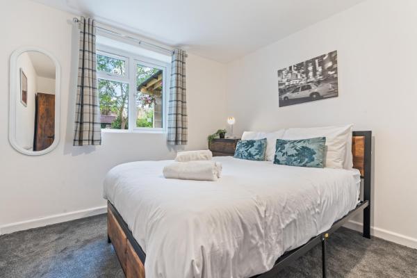 Beautiful Oxford City Apartment With Parking - Oxford