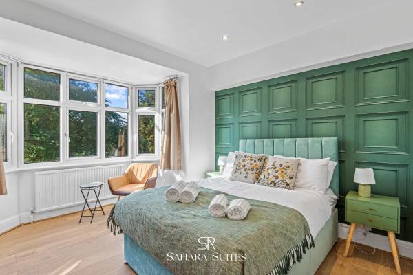 Luxury 6 Bed - 6 Ensuite - Free Parking - Reading