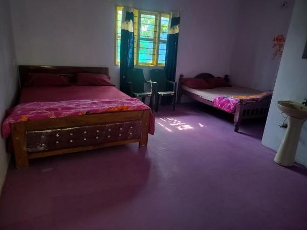 At Lavis Home Stay - Srirangapatna