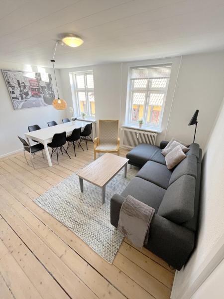 Beautiful 3 Bedroom City Central Apartment - Danemark