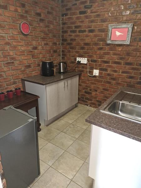 Siësta Guesthouse - Modimolle