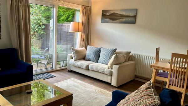 Modern 3 Bedroom Spacious House In Bishops Stortford Near Stansted - London Stansted Airport (STN)