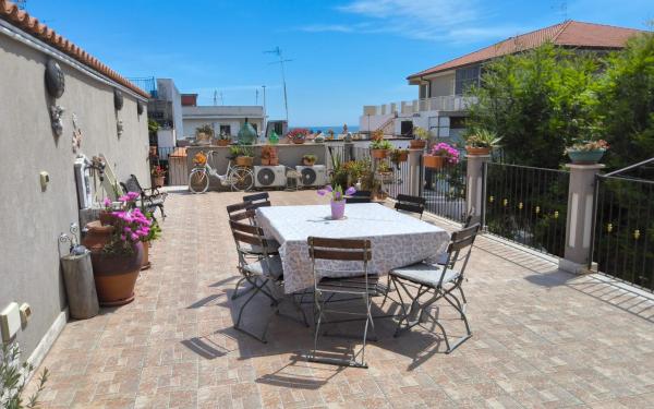 La Dimora Di Max Bright Apt With Terrace - Acireale