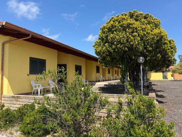 Samarcanda Hotel & Parking Di Parmigiani Silvia - Civitavecchia