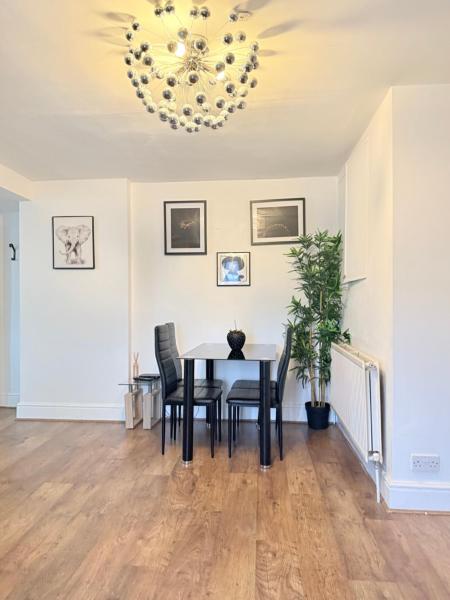 Cozy Affordable 2bed Apartment Near O2 Arena Excel Canary Wharf - Barking