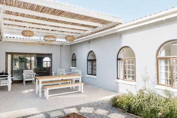 Idylla Guest Home - Kenton-on-Sea