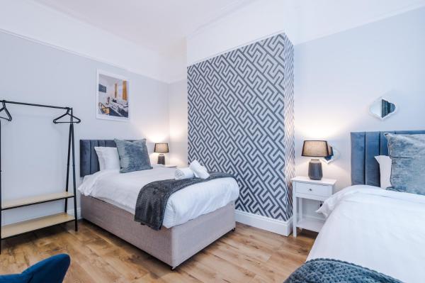 4br Big Contractor House - 8 Beds - Free Parking - Ormskirk