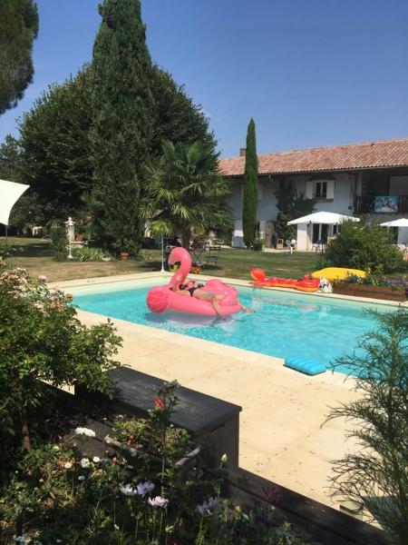 Chambre Privée Avec Salle De Bain, Piscine Chauffée 60km Nord De Lyon - Beaujolais