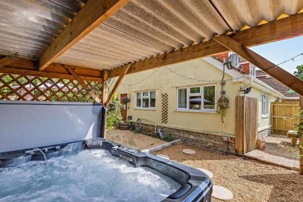 2 Bed In Godshill Oc-78573 - Ringwood