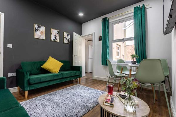 Spacious 4br Home Sleeps 8 Preston - Preston
