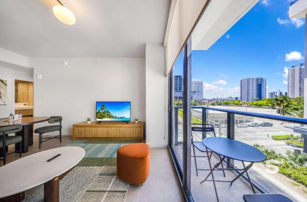 Elite 1br & Rooftop Pool In Miami Worldcenter - Coral Gables, FL