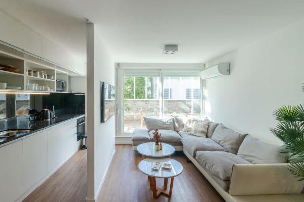 Hermoso Apartamento Con Terraza - Montevideo