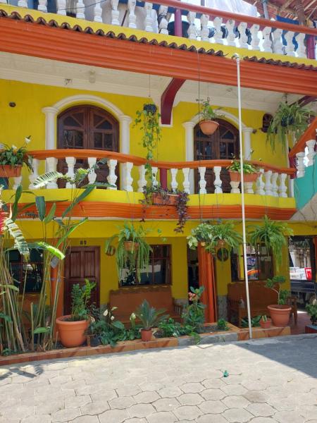 Hotel Casa Ramos - Panajachel