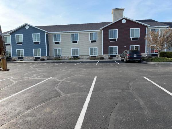 Park Inn By Radisson - Evansville, WI