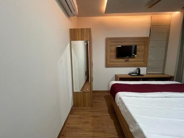Hotel Jbs Inn - Jaipur