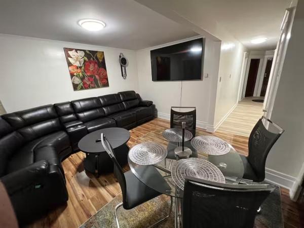 Cozy 2br In Niagara Falls + Backyard - Seneca Niagara Resort & Casino