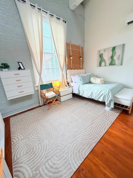 The Allman Loft, Walk To Food, Bars And Coffee - Macon, GA