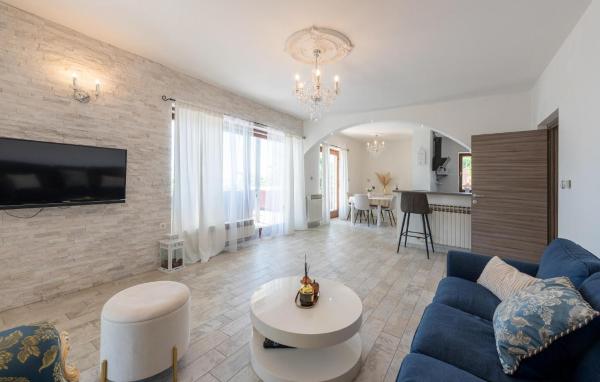 Pet Friendly Apartment In Matulji - Opatija