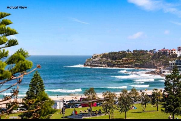 Beachfront 1 Bed, Huge Terrace Free Parking - Manly