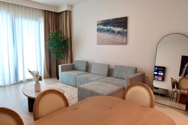 Cozy Marina Front Brand New 2 Br - Dubai