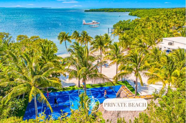 Private Beach Pickleball Court And Tiki Bar Heated Pool Designated Paradise Key - Islamorada, FL