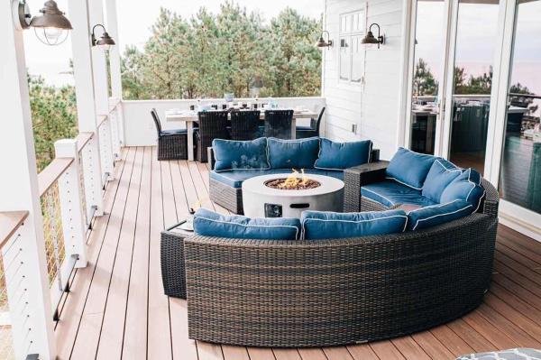 Stunning Bay Front Escape Private Beach - Deltaville, VA